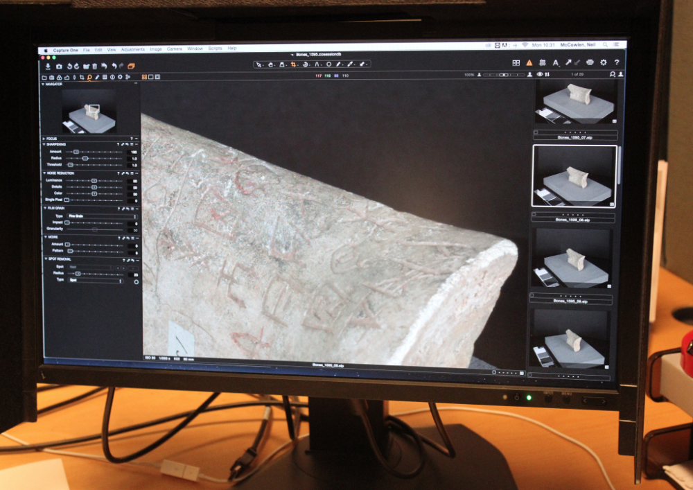 The Largest Library in the World Begins 3D Scanning Its Massive ...