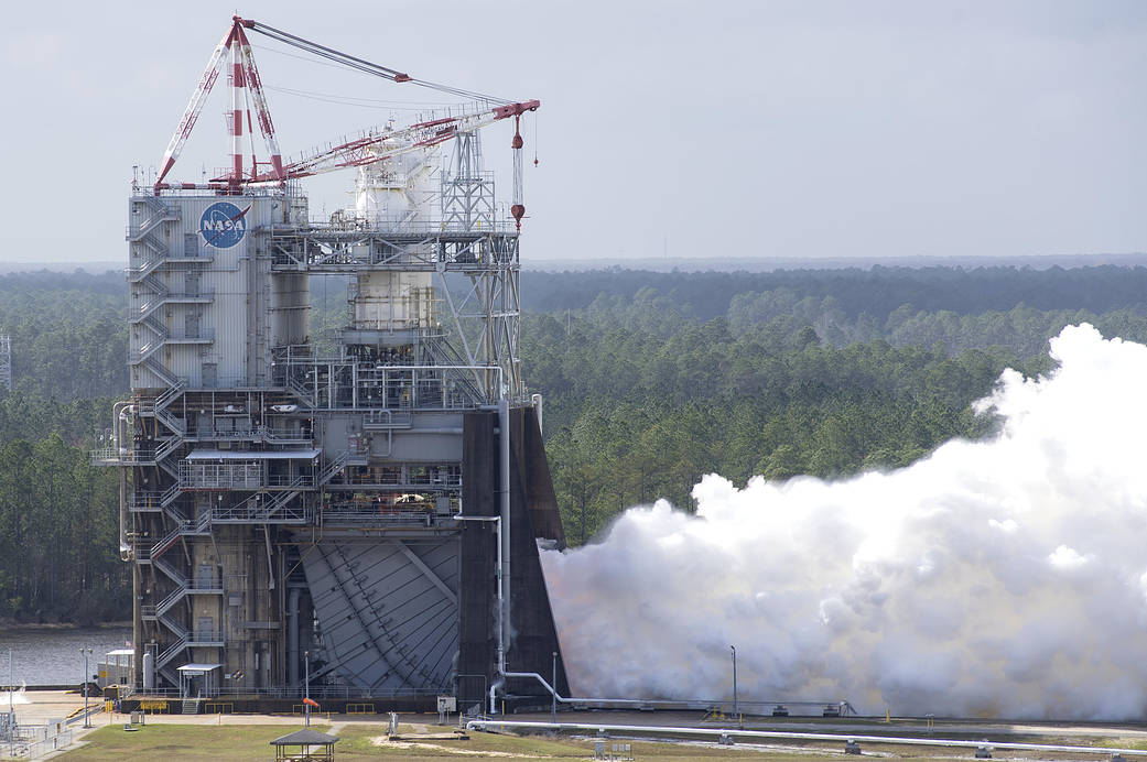 NASA Fires Up RS-25 Engines with 3D Printed Components to Highest Power ...