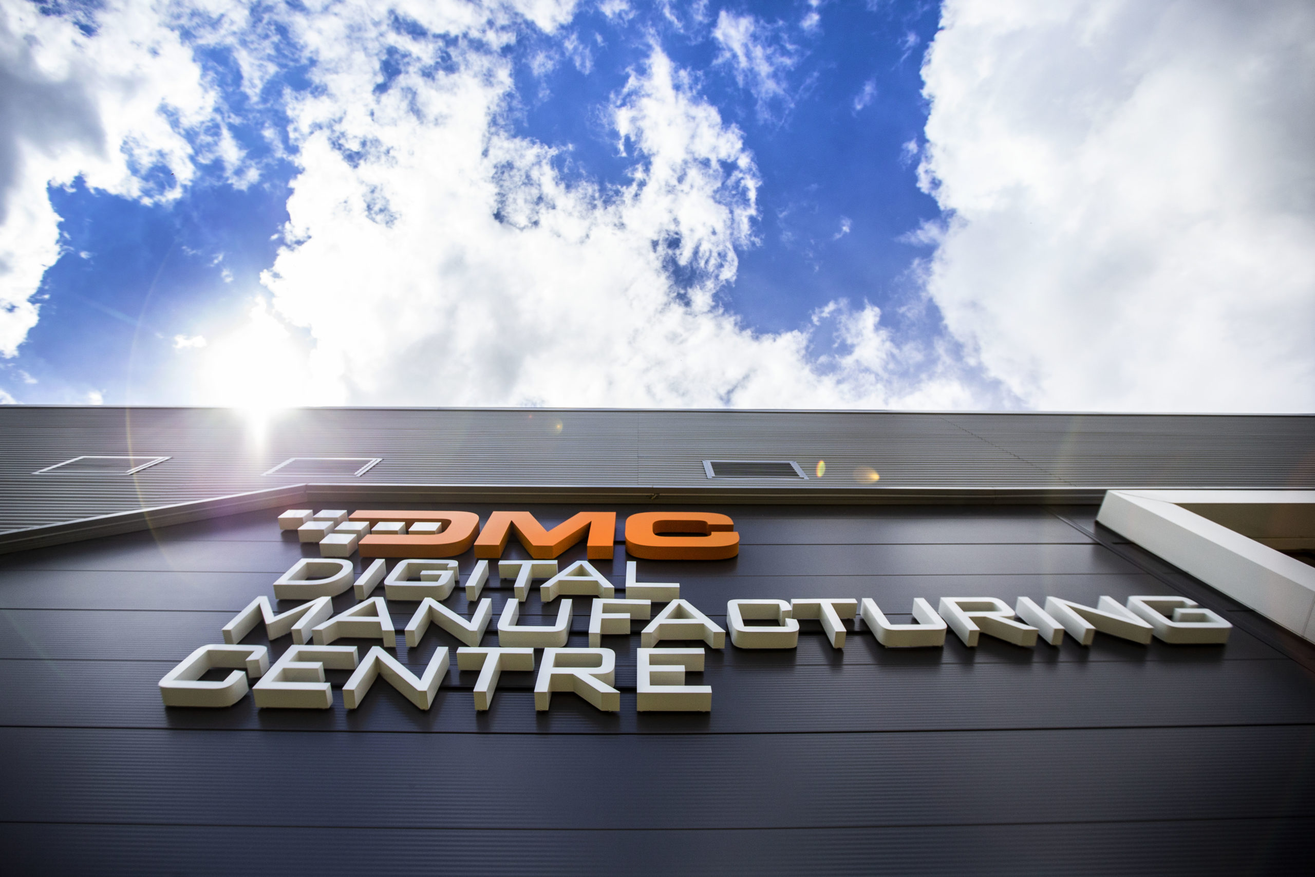 State-of-the-Art 3D Printing Facility Launched by DMC in UK - 3DPrint ...