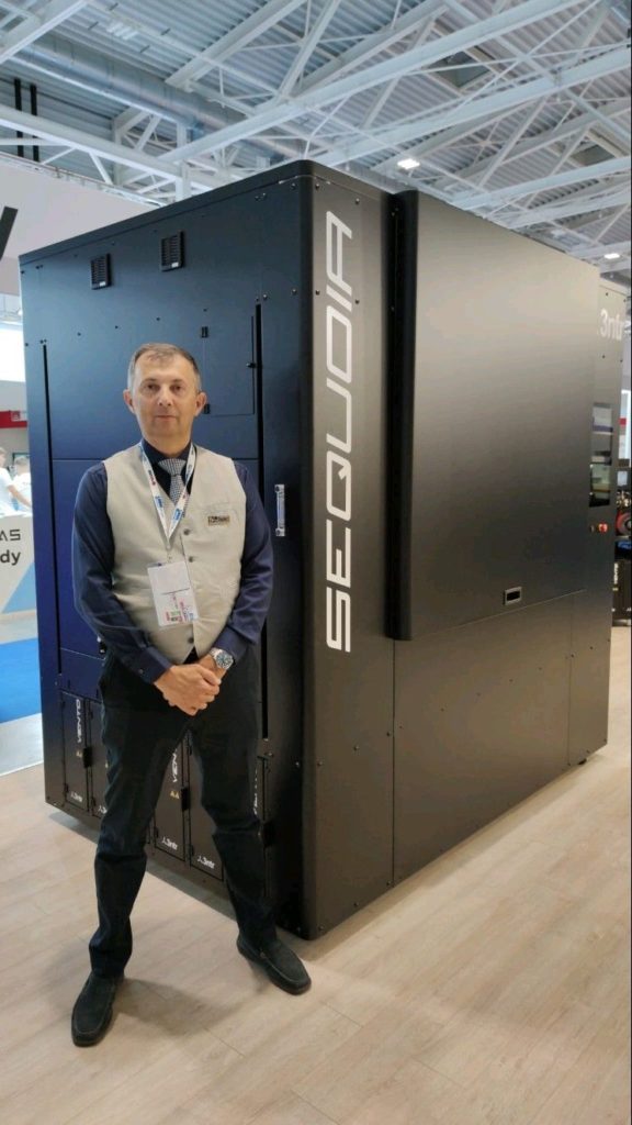 3ntr's New Large Format 3D Printer Features 1m x 1m Build Volume ...