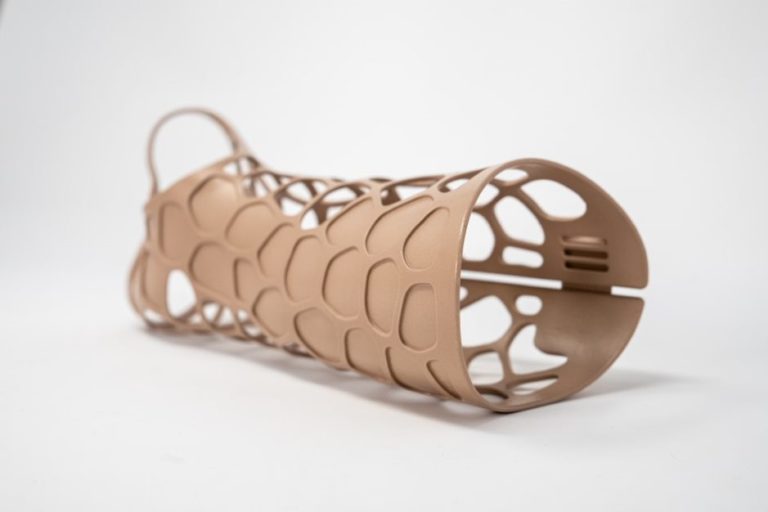 HP Unveils New 3D Printer for Dyeable White Parts, New Metal 3D Printed ...