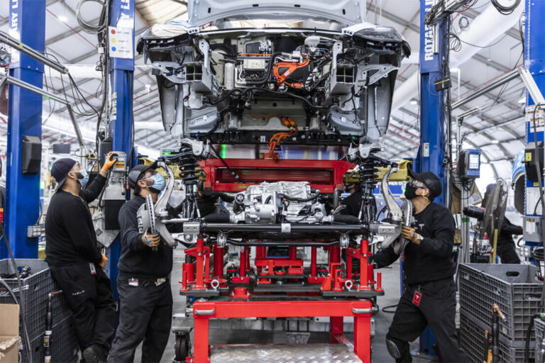 Tesla's 3D Printed Sand Molds: The Key to Cheaper EVs - 3DPrint.com ...