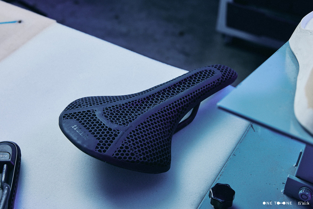 Fizik and Carbon Release Custom 3D Printed Bike Saddles - 3DPrint.com ...